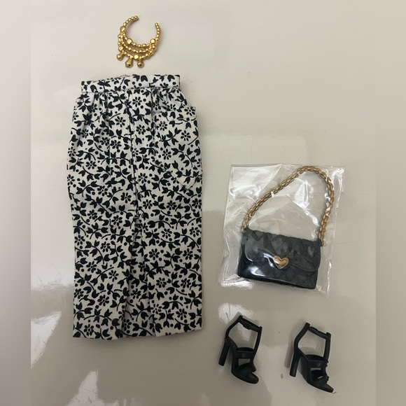 Barbie | Toys | Barbie 4 Pc Outfit Black White Skirt Black Shoes ...